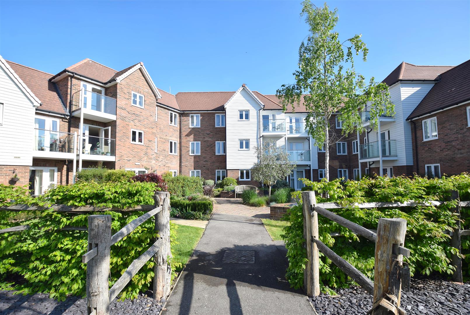 Oak Tree Court, Smallhythe Road, Tenterden - Rush, Witt & Wilson